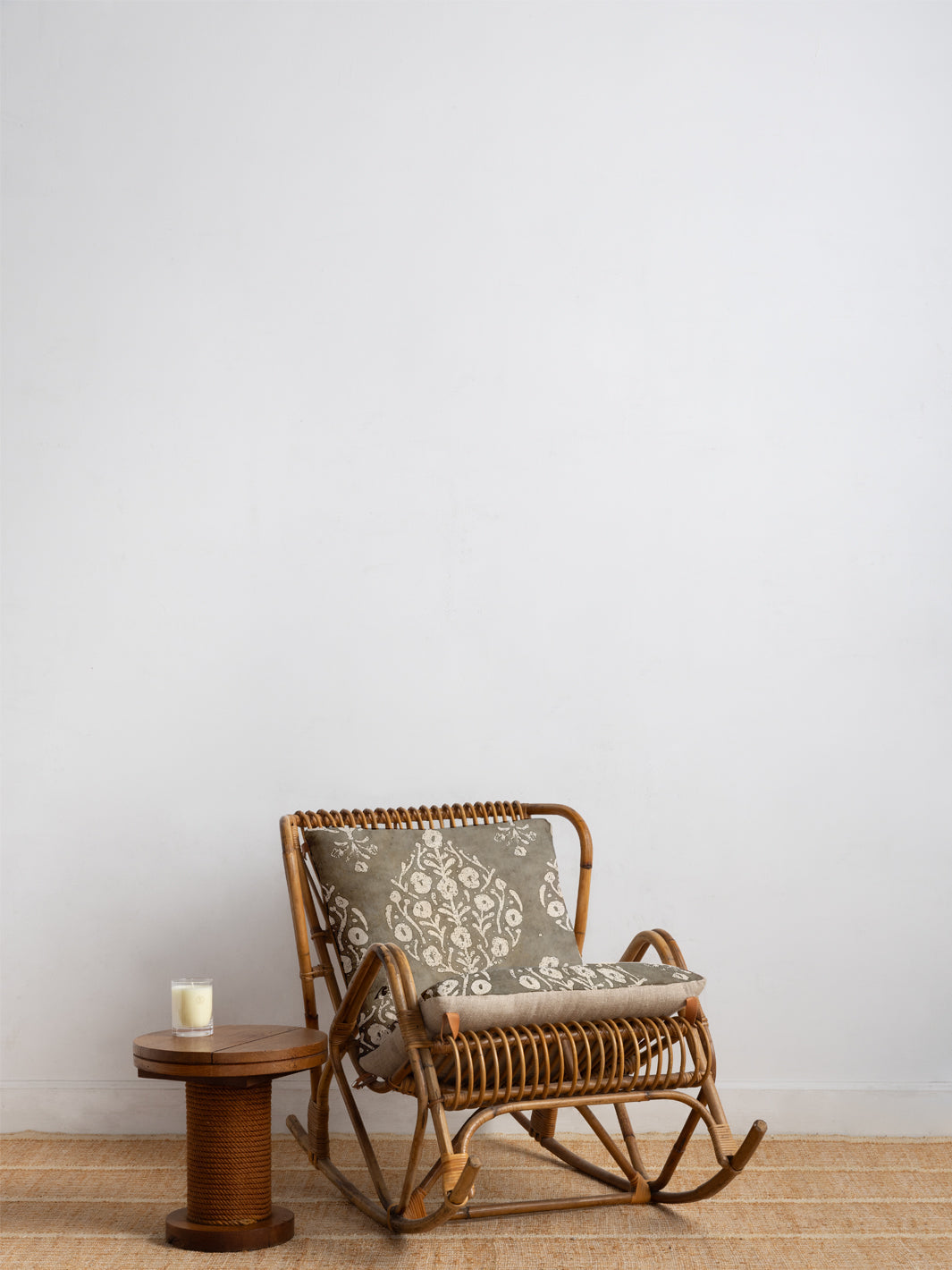 'Eleanor' Linen Fabric by the Yard by Sugar Paper - Smoke – Wallshoppe