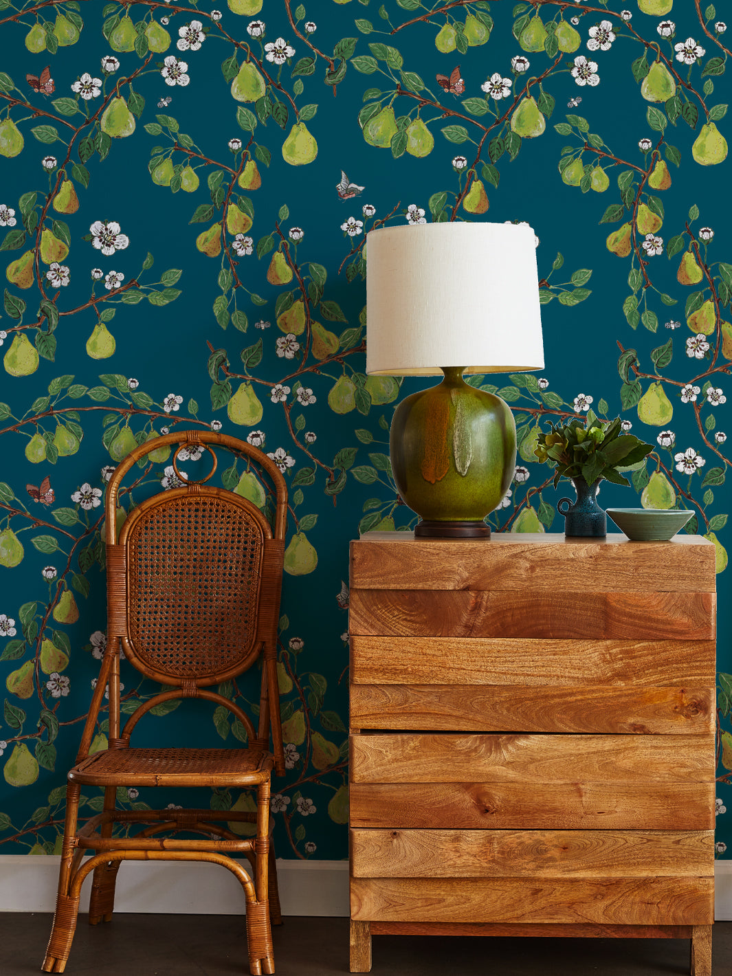'Giardino di Pere' Wallpaper by Carly Beck - Peacock – Wallshoppe
