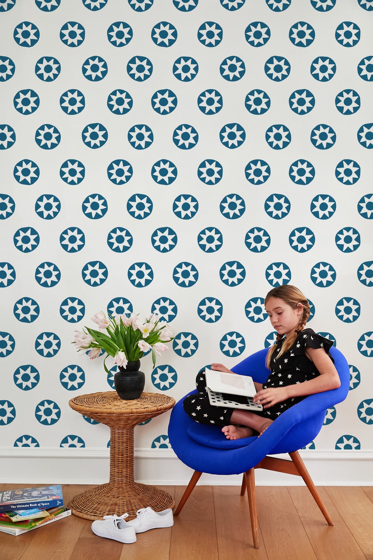'Sun Dial' Wallpaper by Tea Collection - Cadet Blue – Wallshoppe